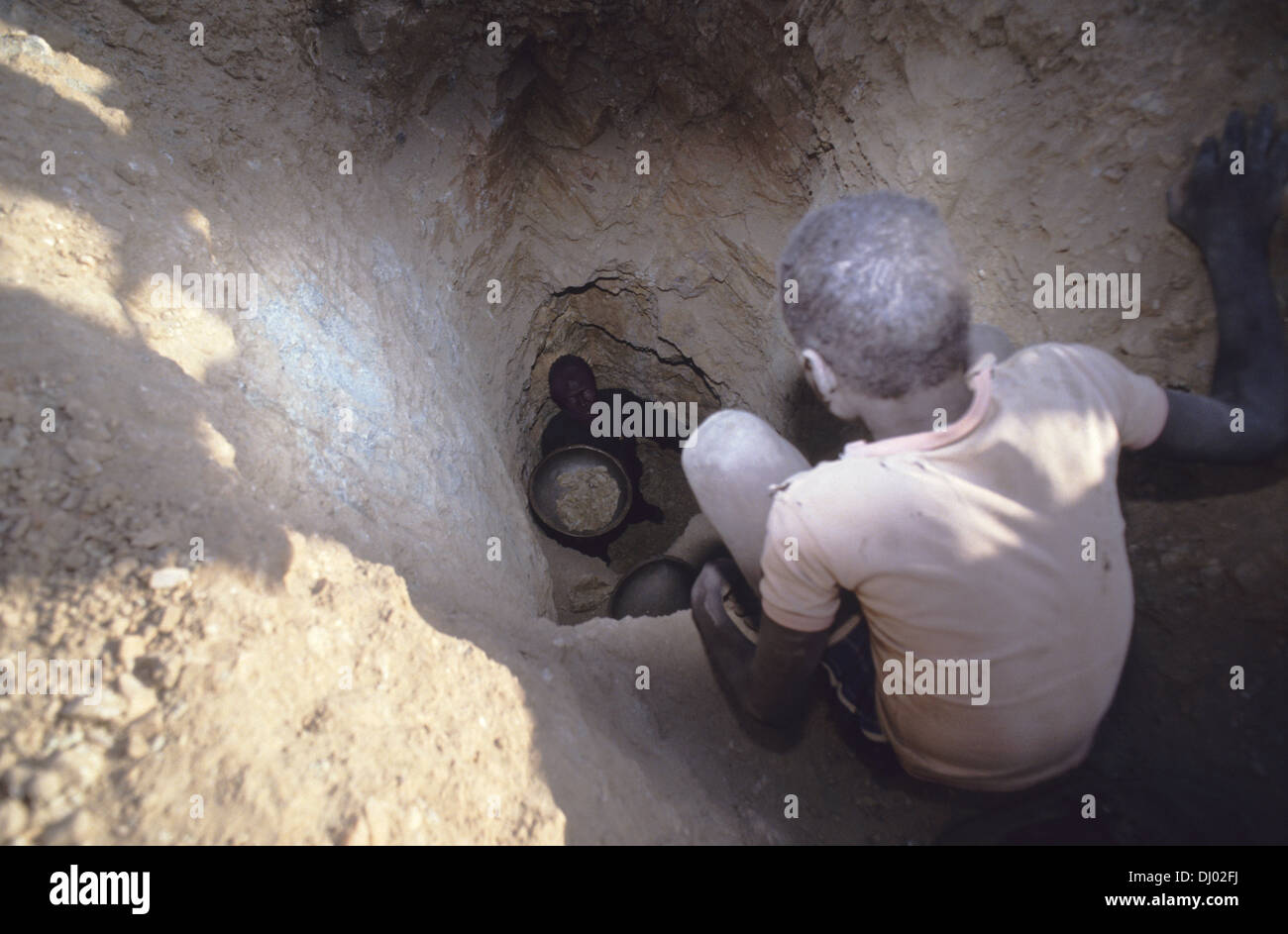 Child mining labour hi-res stock photography and images - Alamy