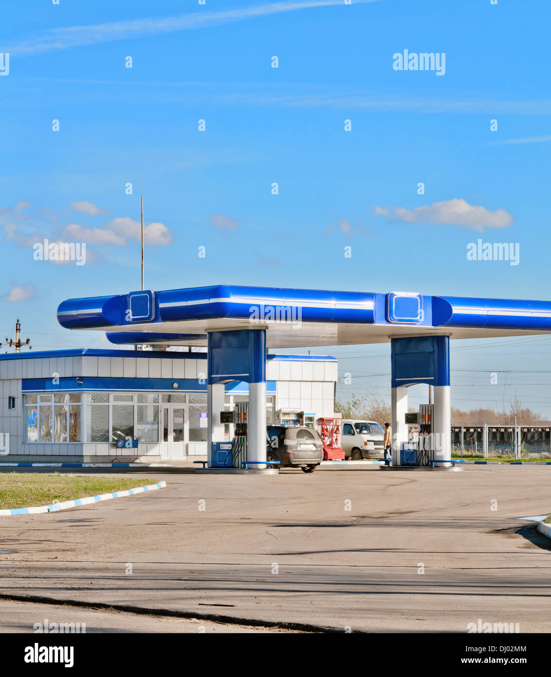 Petrol station roof hi-res stock photography and images - Alamy
