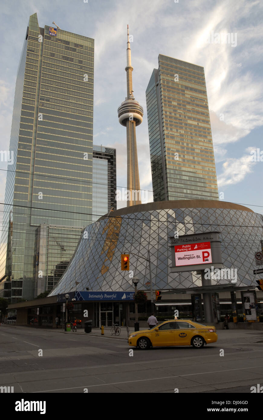 Roy thomson hall toronto hi-res stock photography and images - Alamy