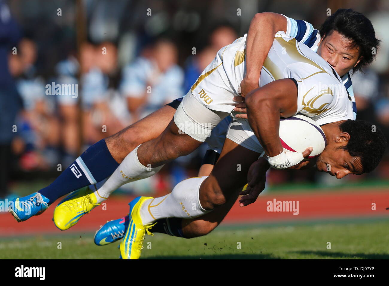Edogawa athletics stadium, Tokyo, Japan. 16th Nov, 2013. Josefa ...