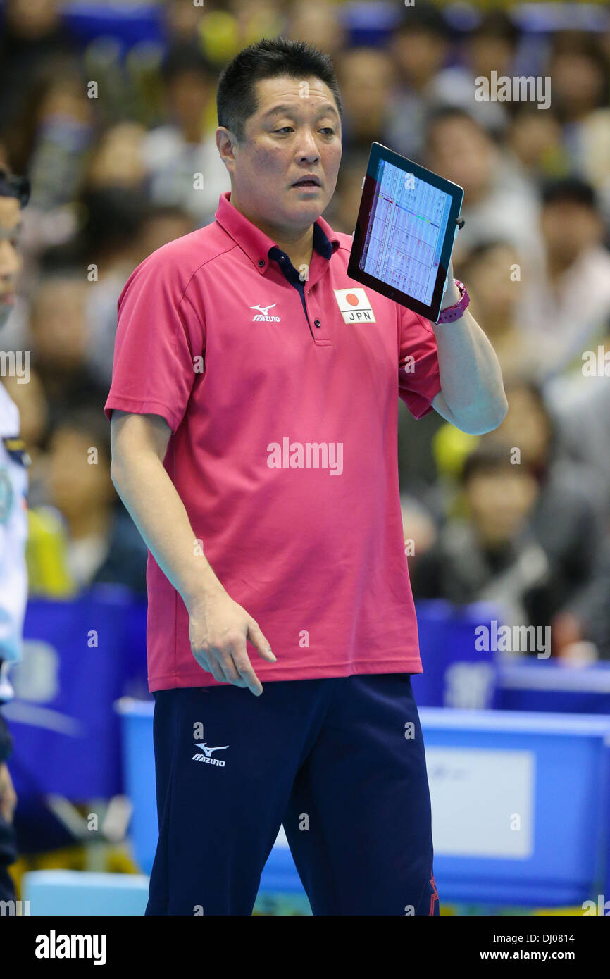Tokyo Metropolitan Gymnasium, Tokyo, Japan. 16th Nov, 2013. Masayoshi Manabe (JPN), NOVEMBER 16 ...