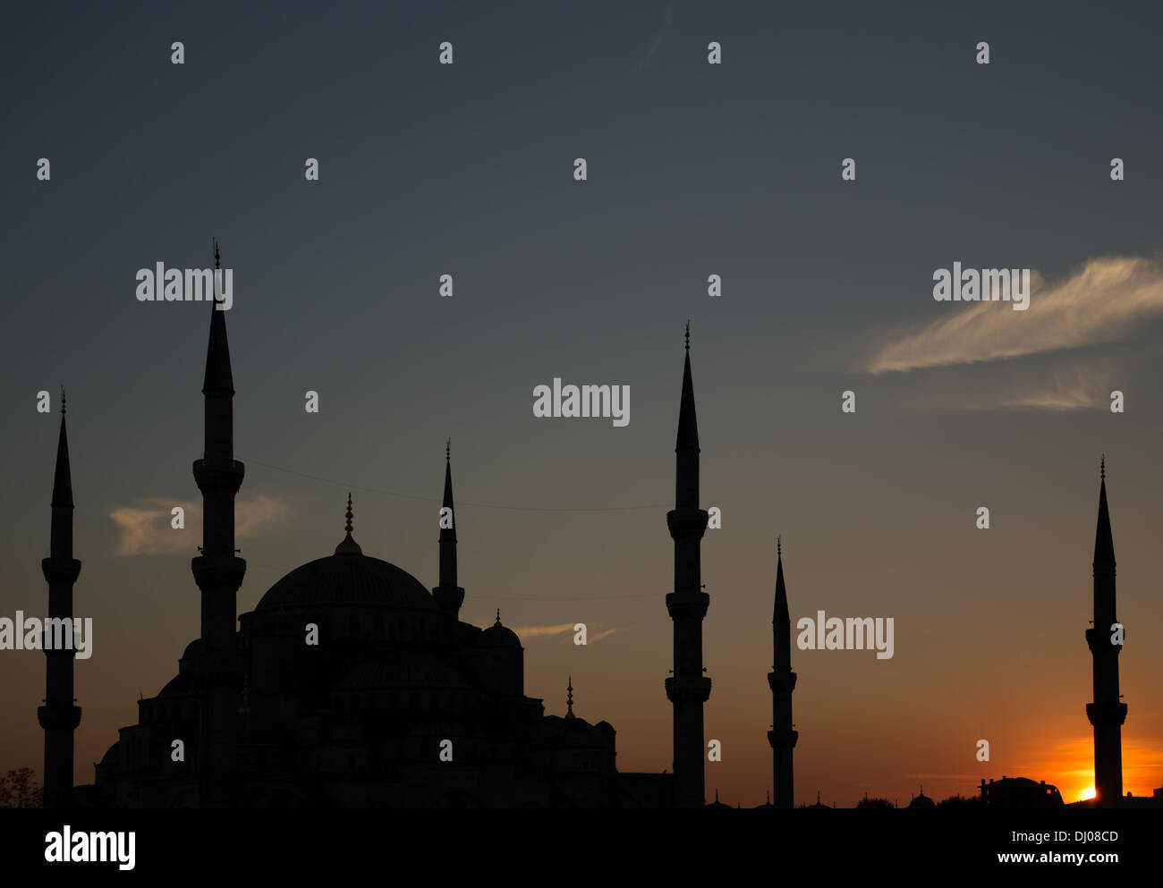 The Blue Mosque at Sunset, Istanbul, Turkey Stock Photo - Alamy