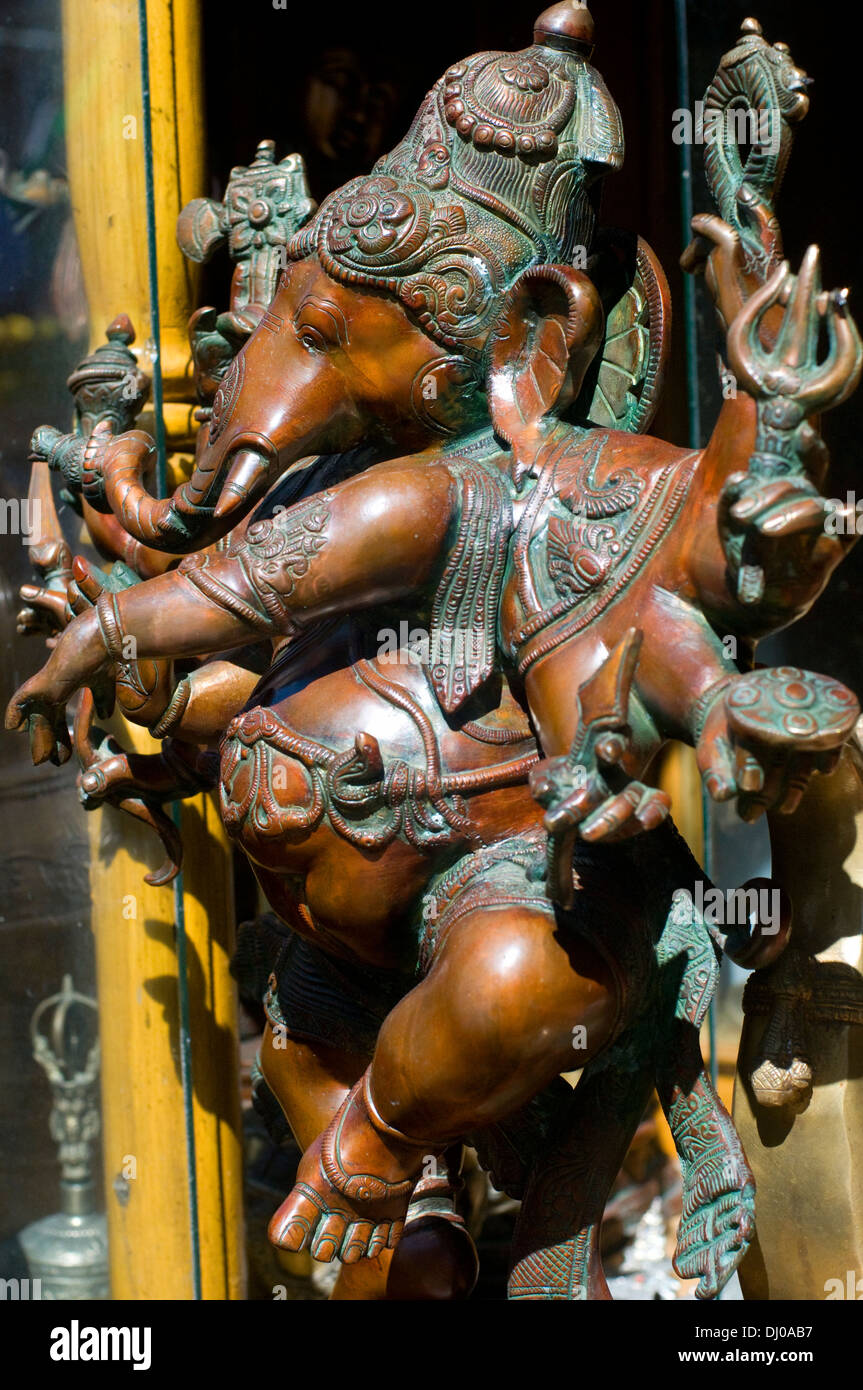 Of dancing lord ganesh hi-res stock photography and images - Alamy