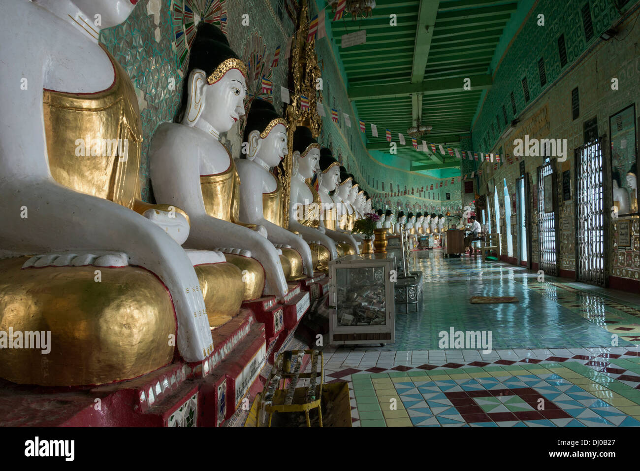 Porcelain Buddha statues #2, U Min Thonze Caves, Sagaing Hill, Mandalay ...