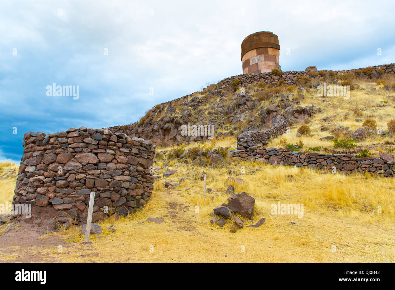 Funerary towers in Sillustani, Peru,South America- Inca prehistoric ...