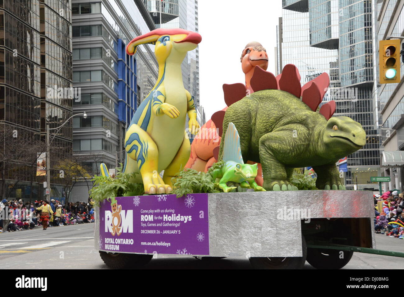 Toronto, Canada. 17th Nov 2013. Royal Ontario Museum Dinosaur float ...