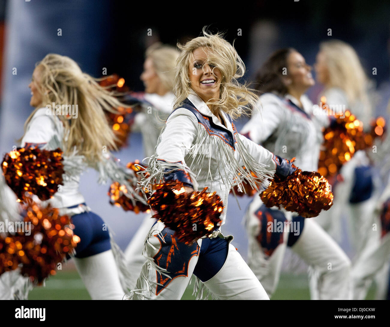 Denver broncos cheerleaders hi-res stock photography and images - Alamy
