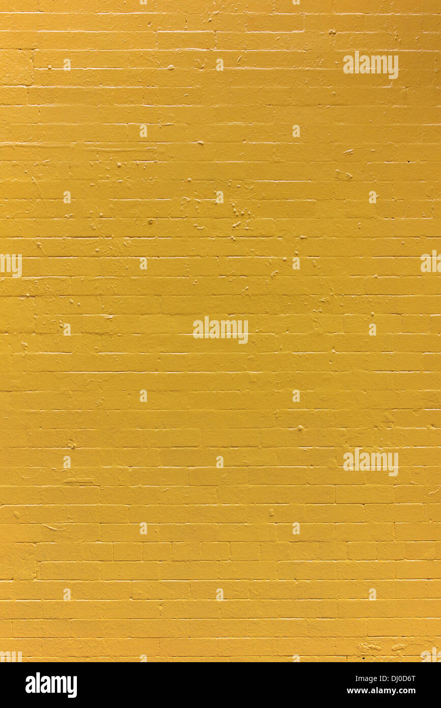 Yellow brick texture hi-res stock photography and images - Alamy