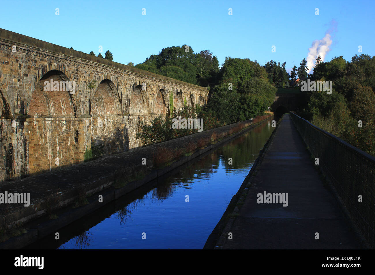 Chirk viaduct and aqueduct Autumn morning Stock Photo - Alamy