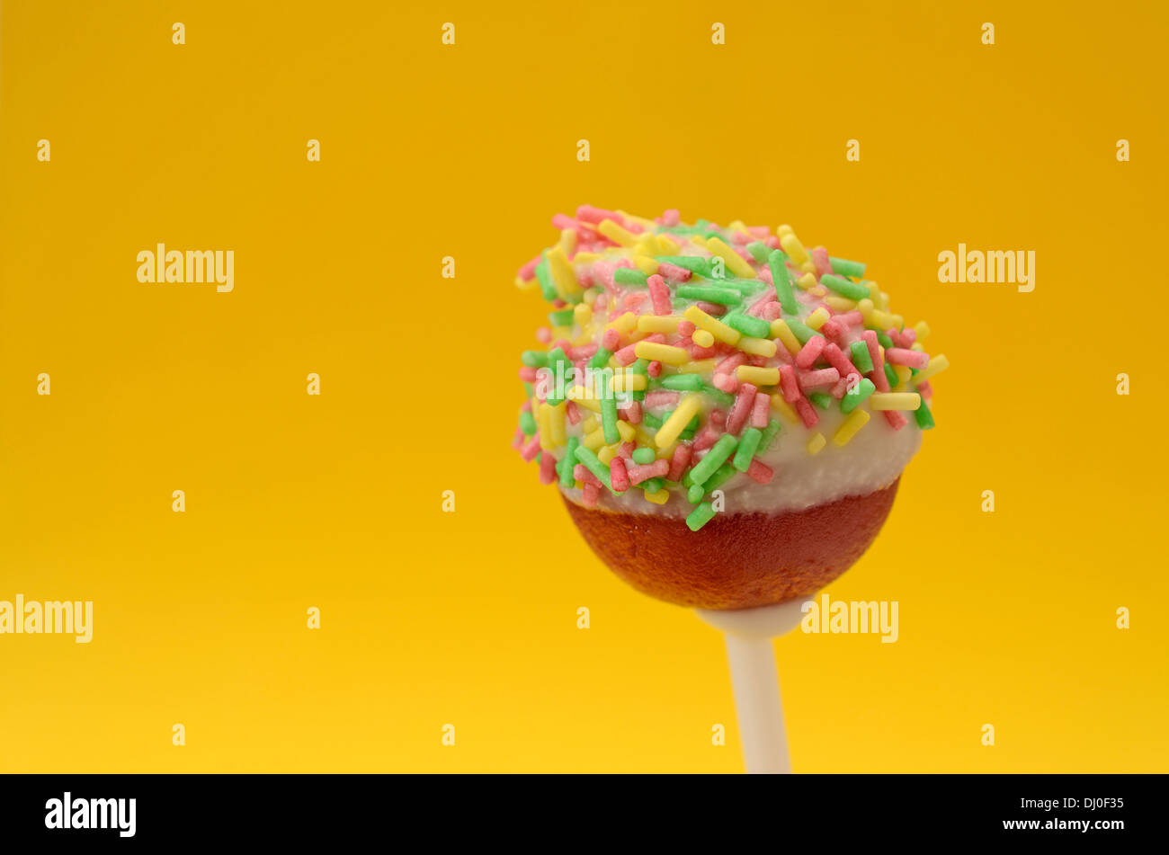 Pop of yellow hi-res stock photography and images - Alamy