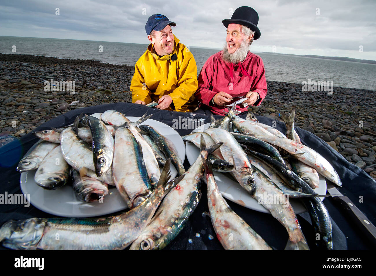 Fisherman stephen left chris braund hi-res stock photography and images ...