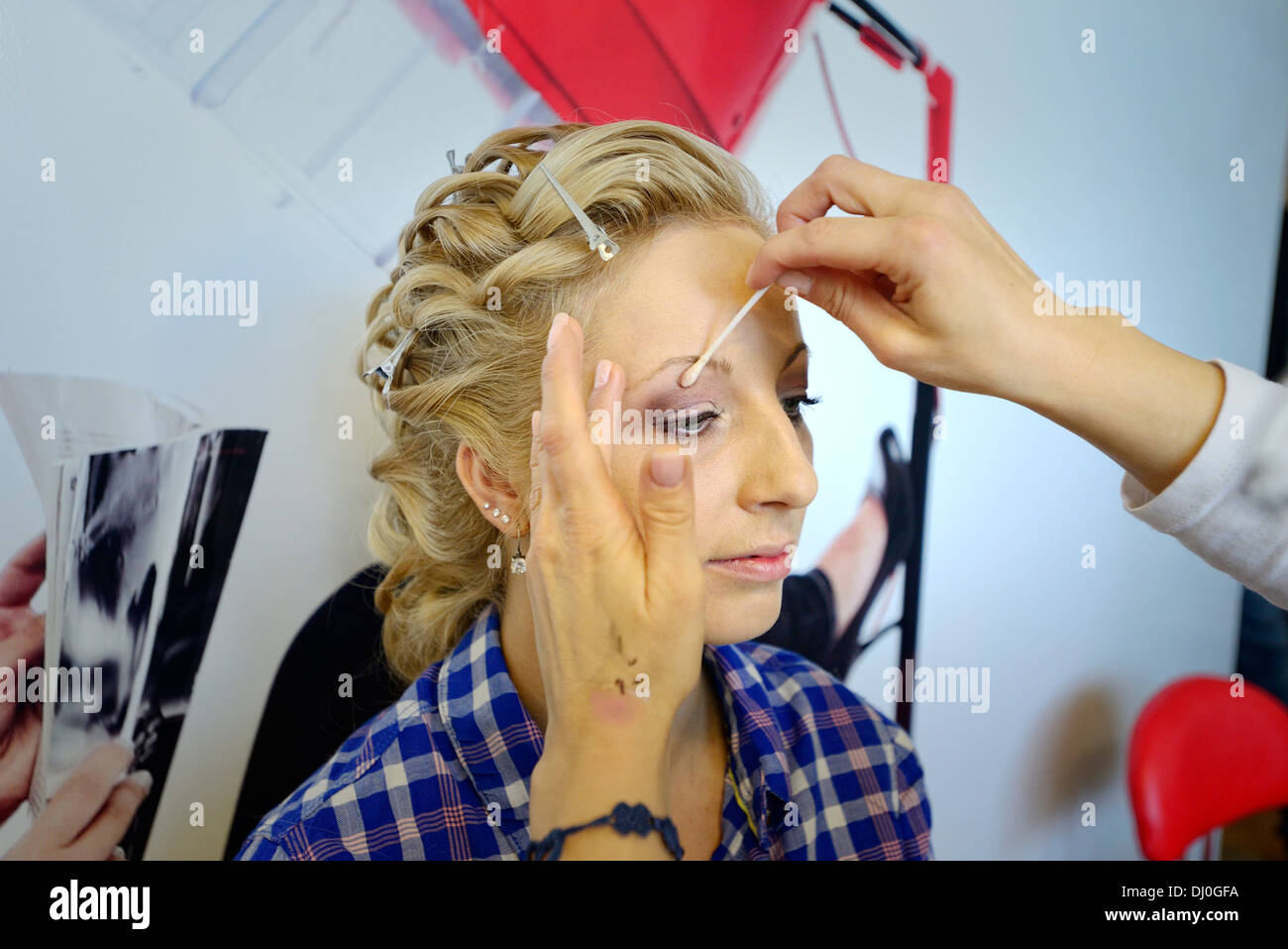Bride being prepared before the weddinig Stock Photo - Alamy