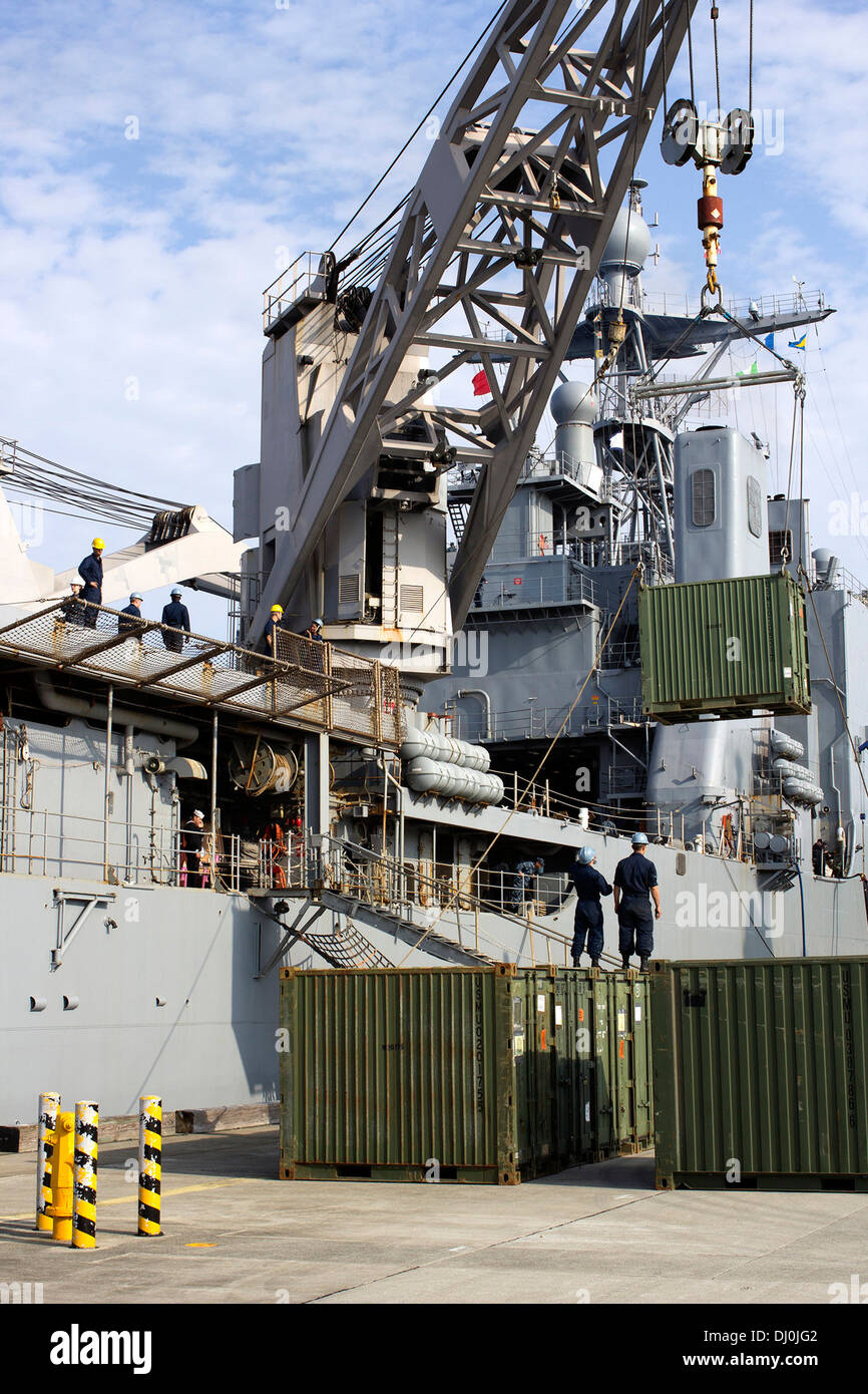 Uss germantown lsd 42 hi-res stock photography and images - Alamy