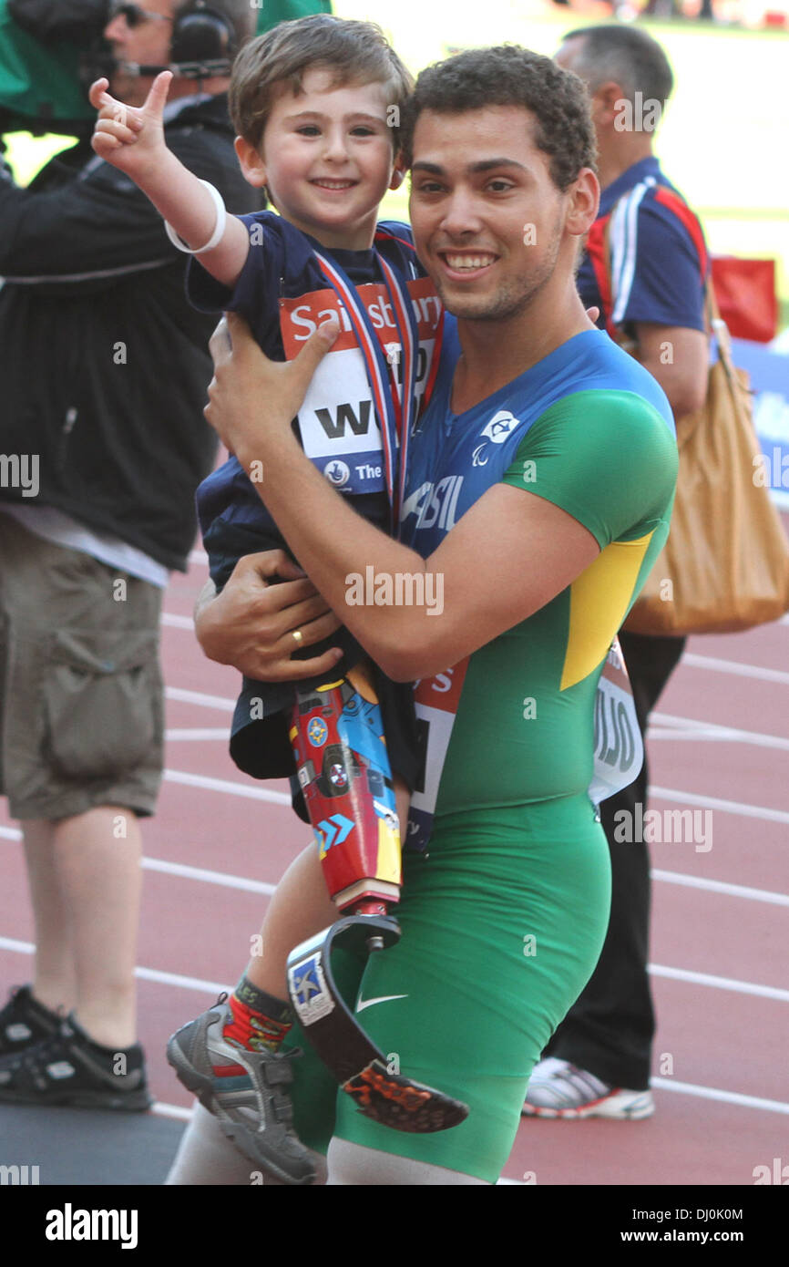 Rio Woolf meets his idol - Brazil's Alan Oliveira who shattered his own ...