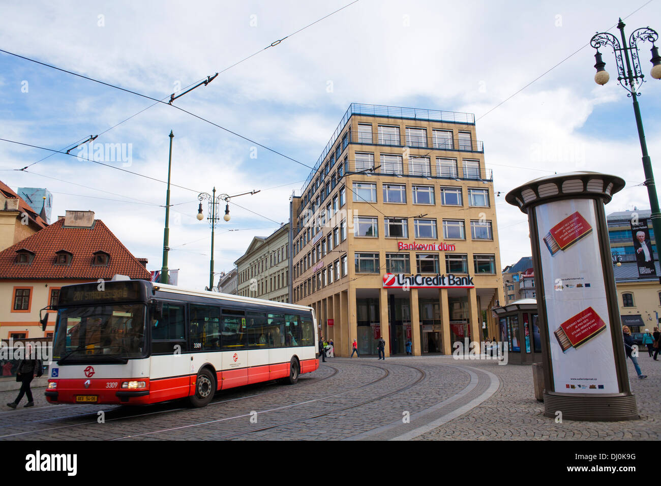 Prague bus hi-res stock photography and images - Alamy