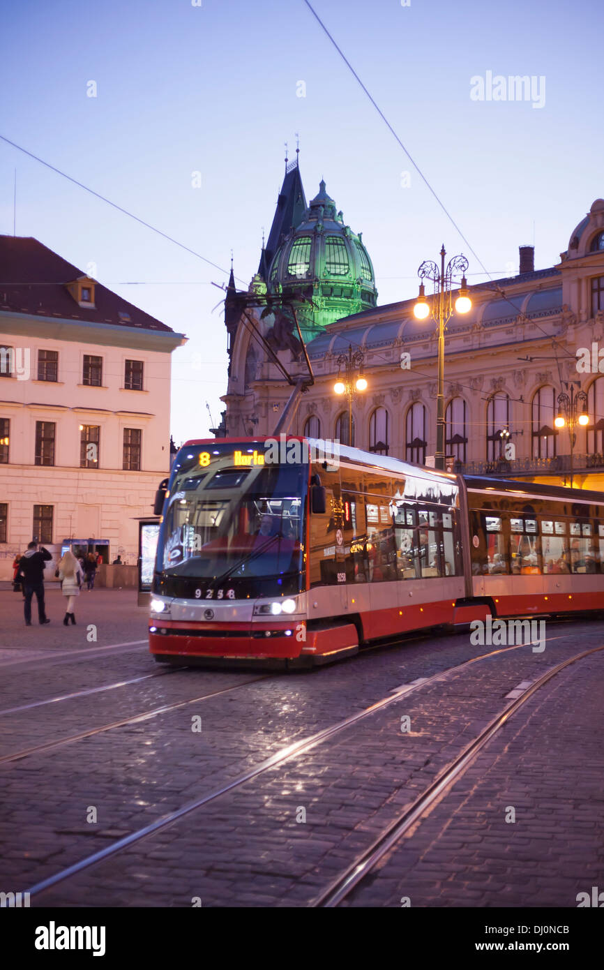 Bus and tram prague hi-res stock photography and images - Alamy