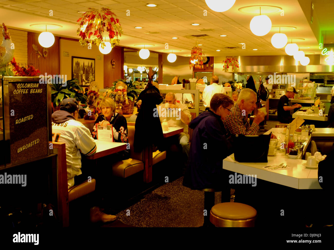 Lou Mitchells High Resolution Stock Photography and Images - Alamy