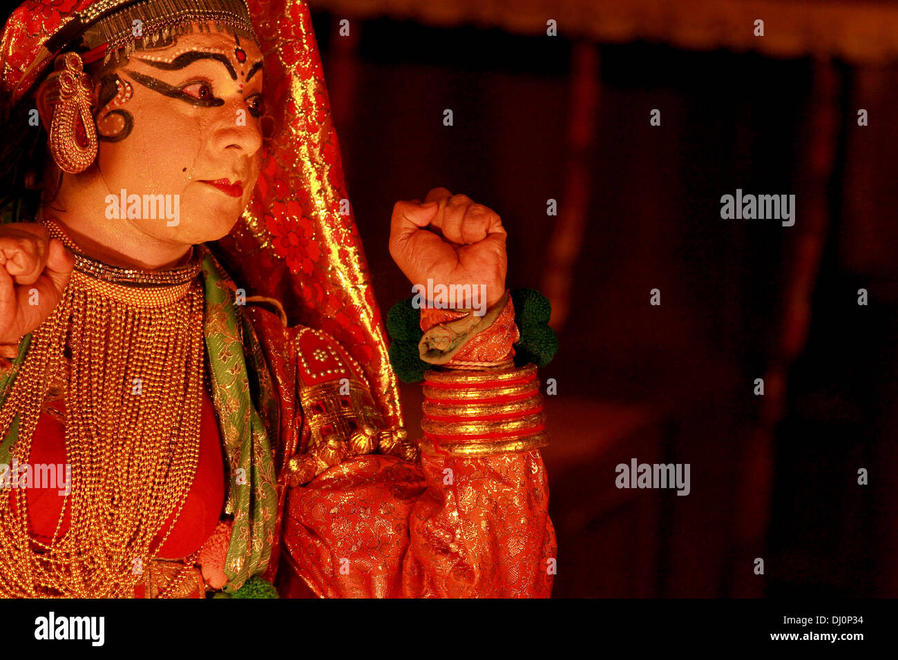 Kathakali sad expressions hi-res stock photography and images - Alamy