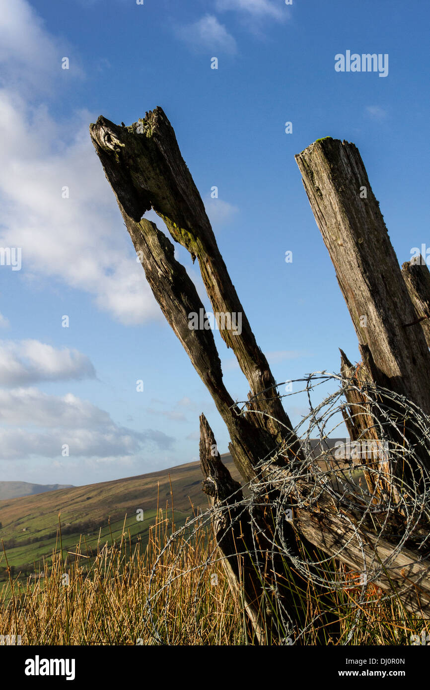 Timber palisade in valley hi-res stock photography and images - Alamy