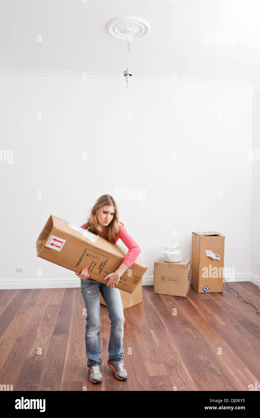 Vertical move hi-res stock photography and images - Alamy