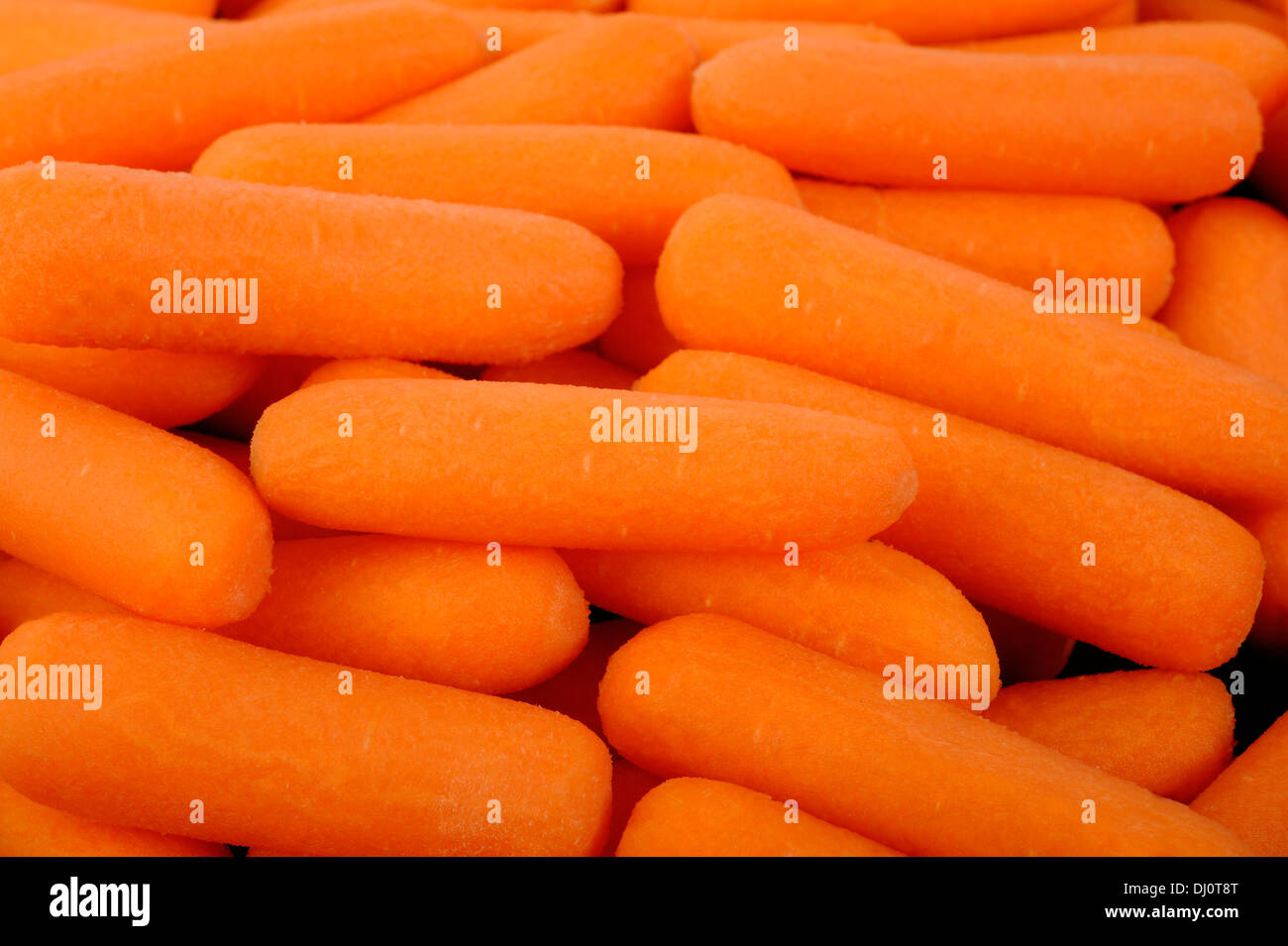 Baby carrot hi-res stock photography and images - Alamy