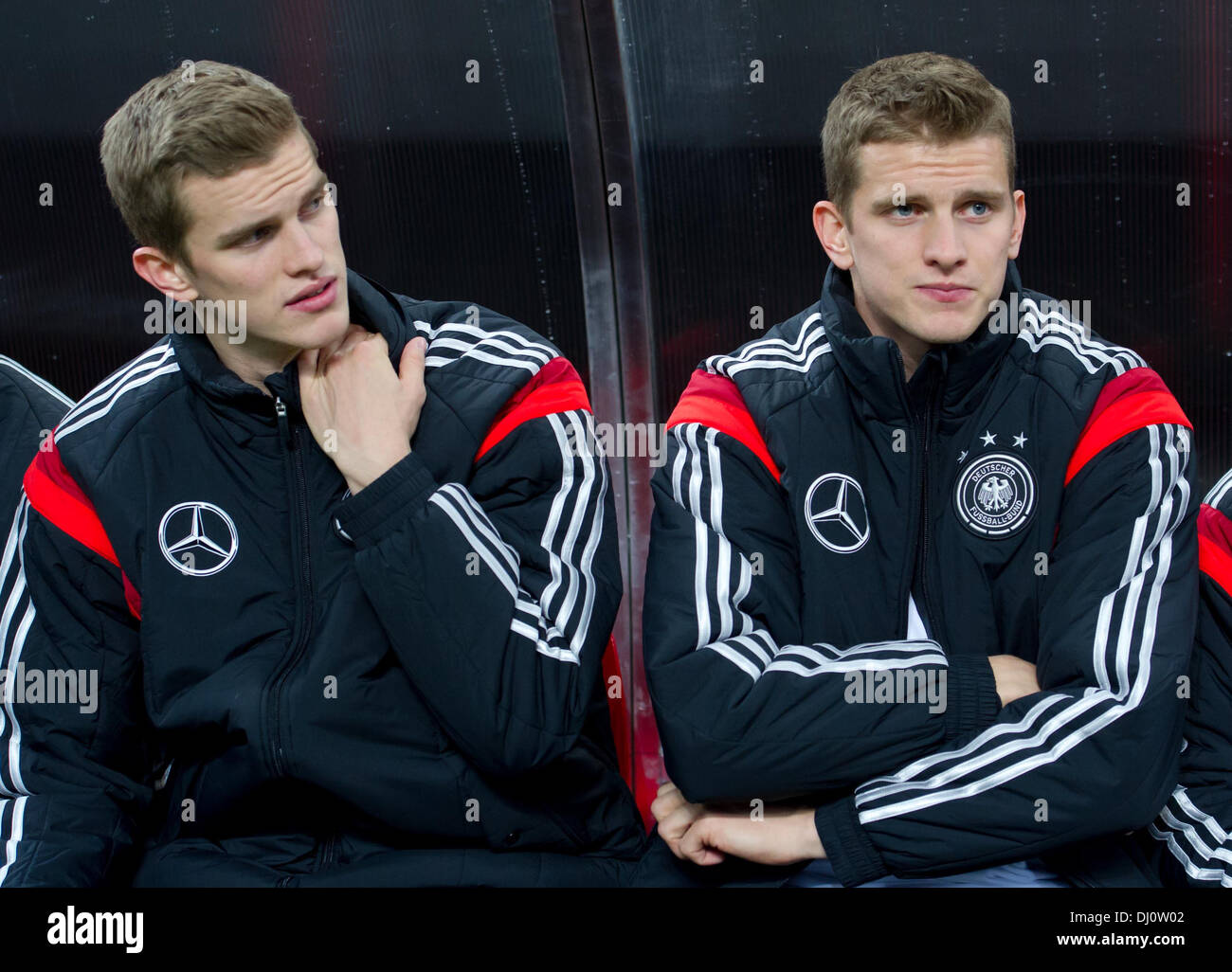 Mailand, Italy. 15th Nov, 2013. Germany's Sven Bender (L) with his twin ...