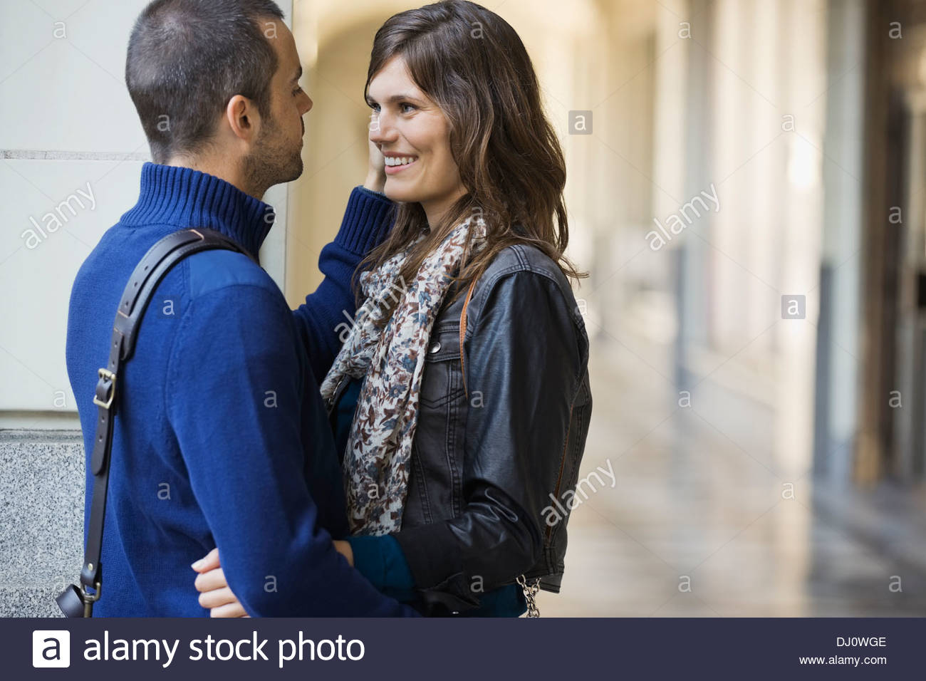 Couple looking each other hi-res stock photography and images - Alamy