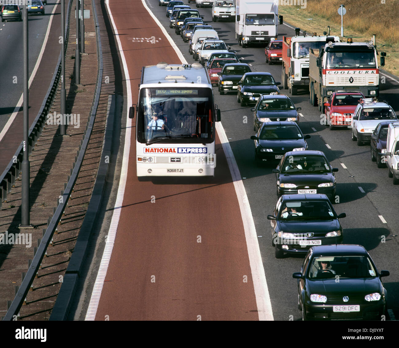 Bus lane on m4 motorway hi-res stock photography and images - Alamy
