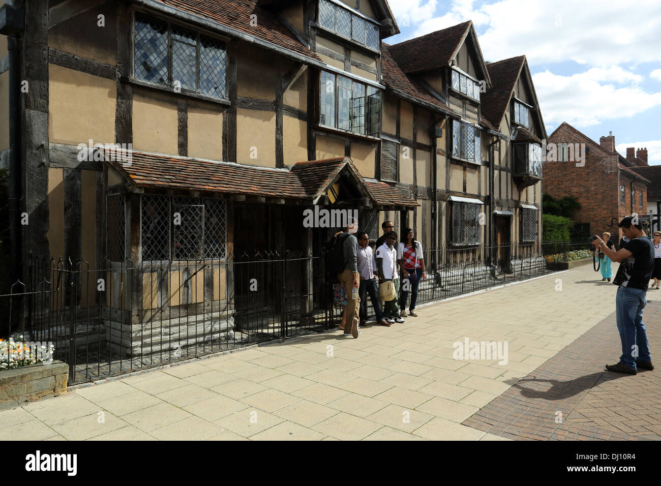 William shakespeare birth place hi-res stock photography and images - Alamy