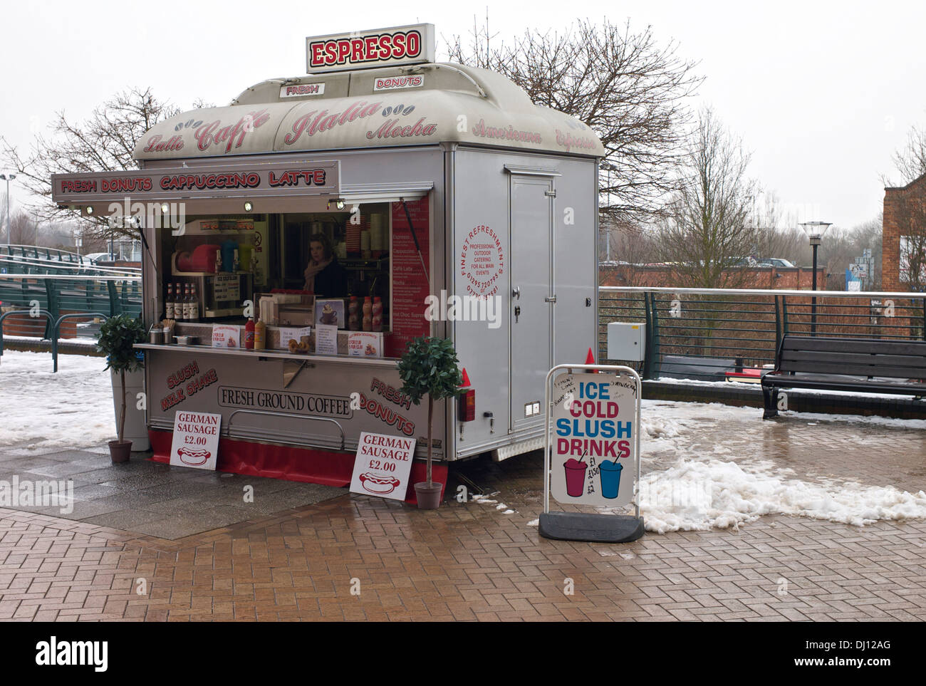 Slush bar hi-res stock photography and images - Alamy