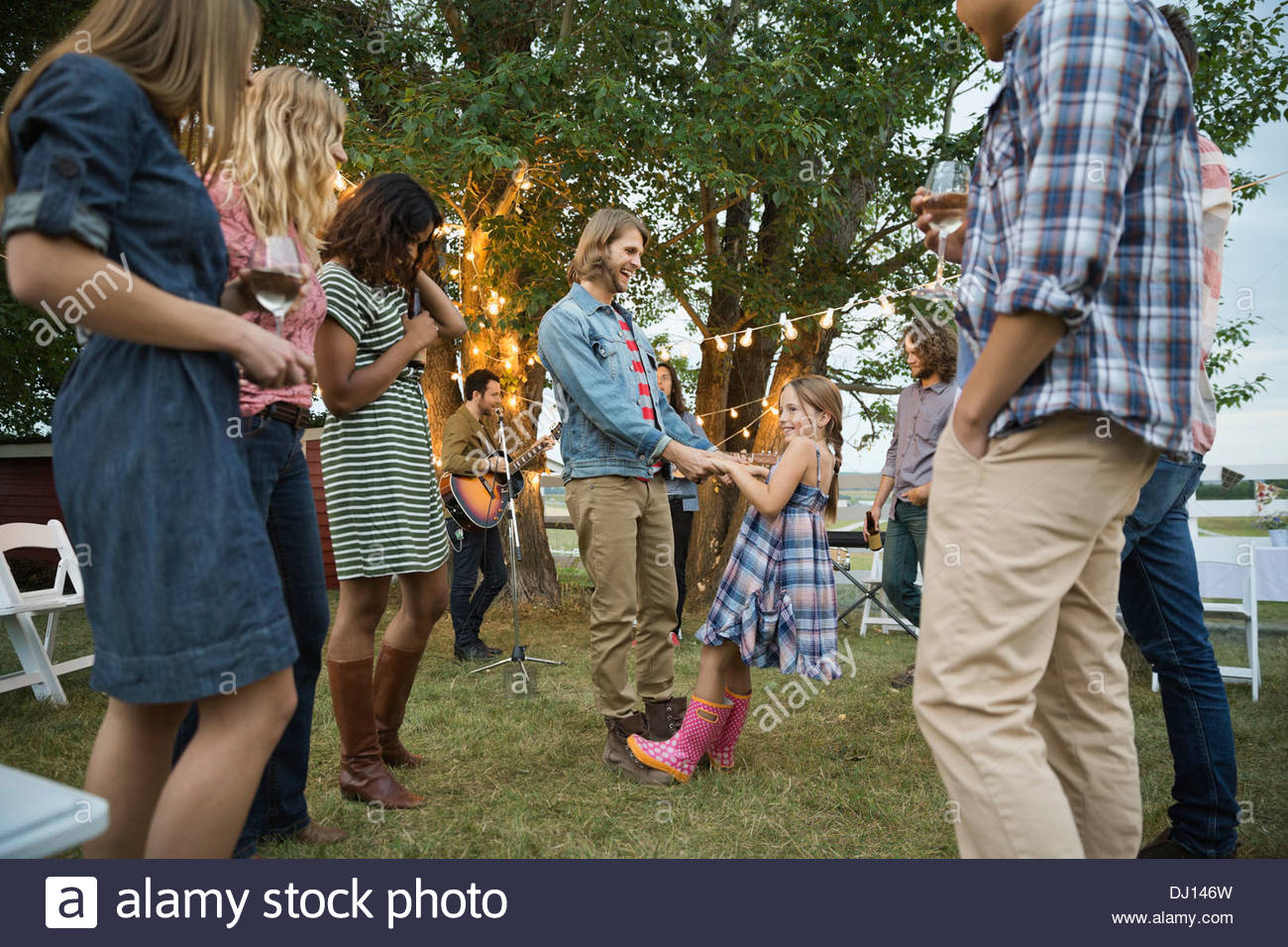 Girls dinner party hi-res stock photography and images - Alamy