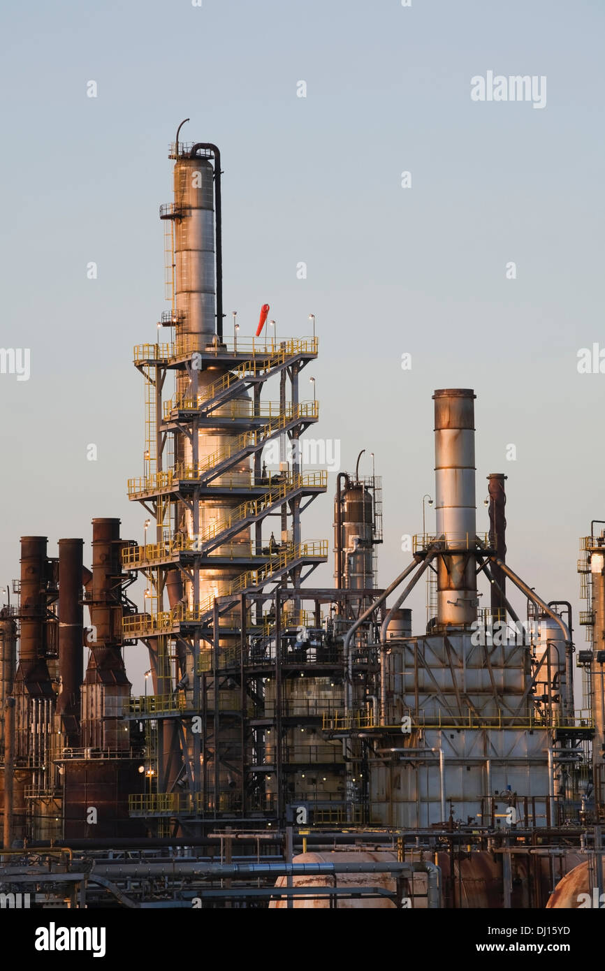 Canada Oil Refinery High Resolution Stock Photography and Images - Alamy