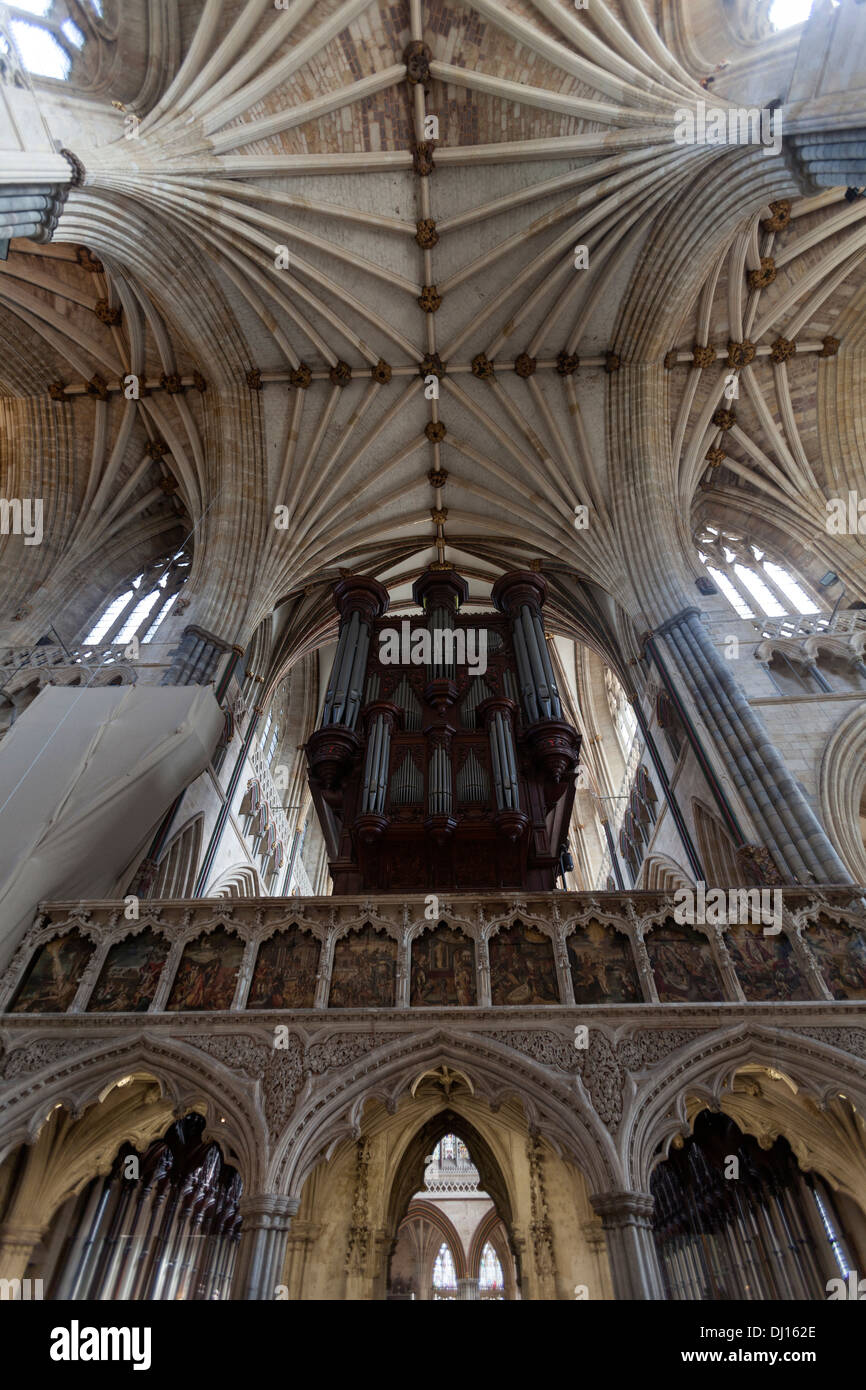 Exeter Cathedral organ and Choir Screen Stock Photo - Alamy