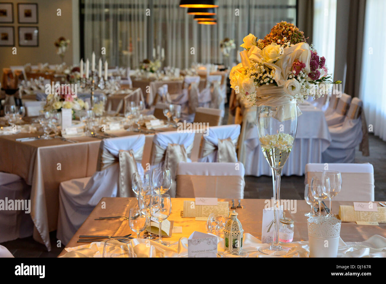 Wedding room decoration hi-res stock photography and images - Alamy