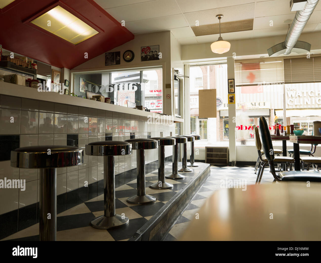Diner furniture hi-res stock photography and images - Alamy