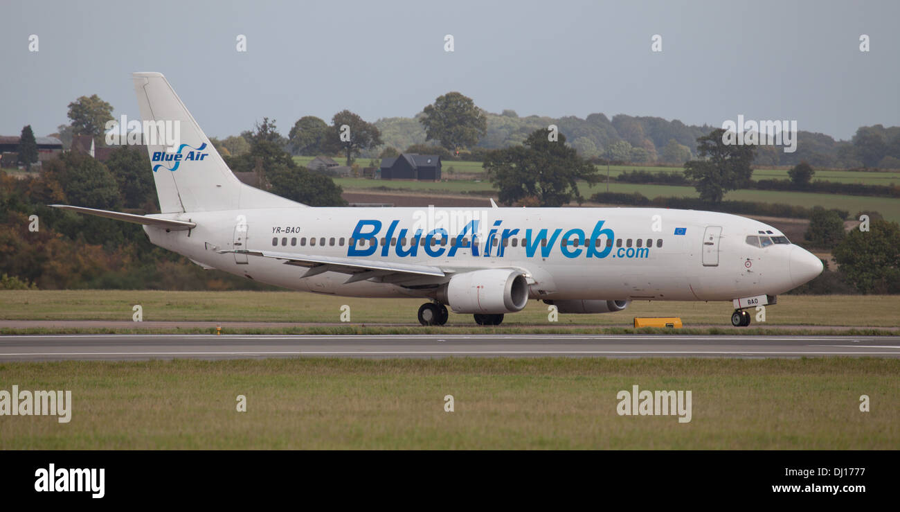 Blueair aircraft hi-res stock photography and images - Alamy