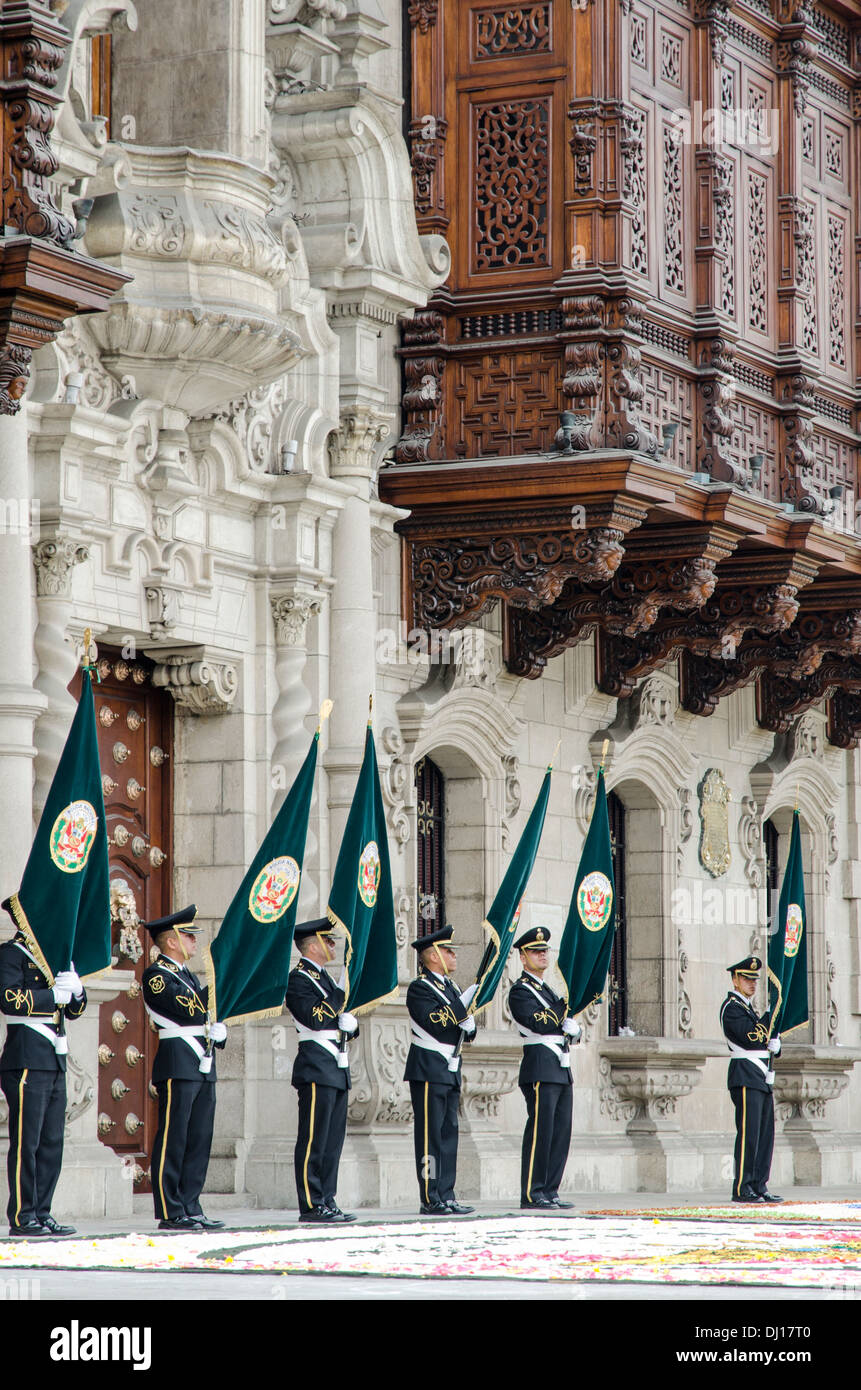 Peruvian army military band hi-res stock photography and images - Alamy