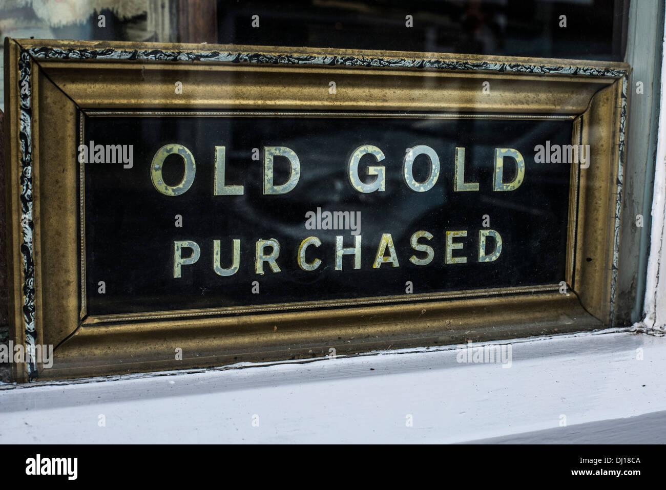 "Old gold purchased" sign in shop window Stock Photo - Alamy