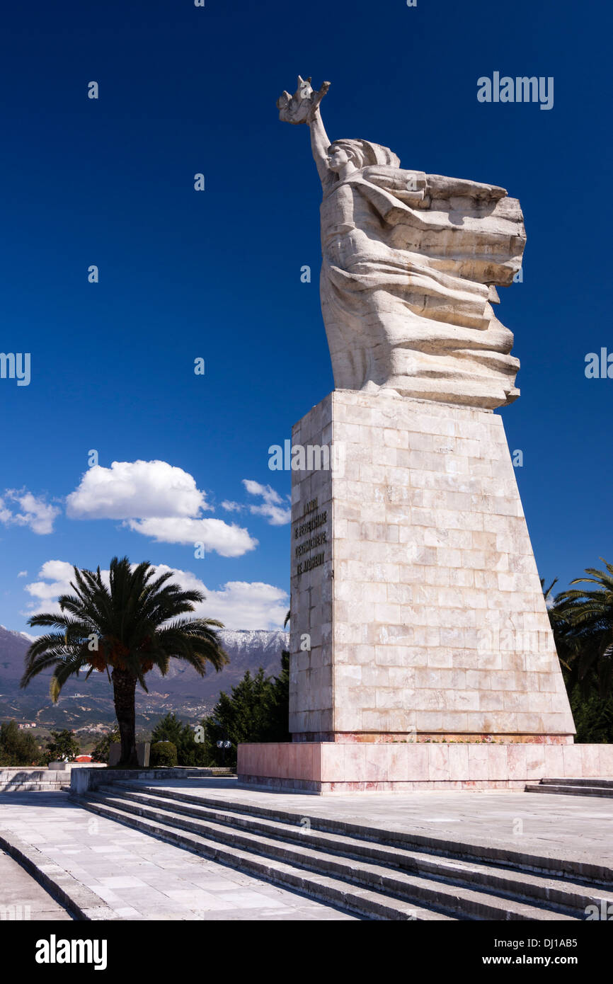 Mother Albania 12 meters statue by the 28.000 graves of Albanian ...