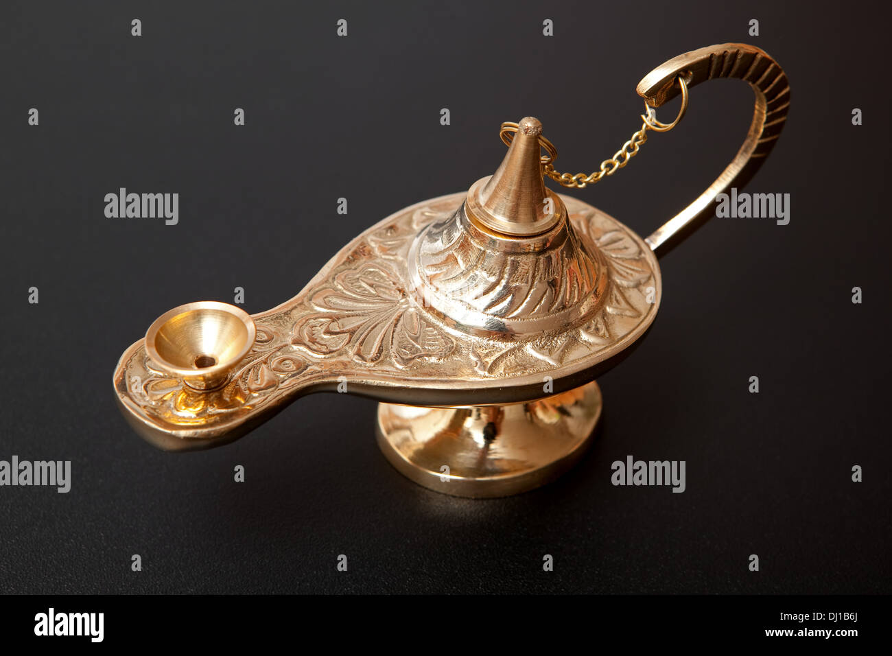 Aladdins antique hi-res stock photography and images - Alamy