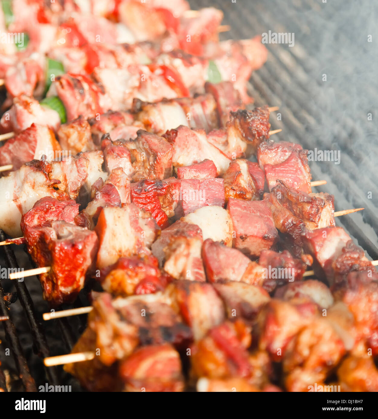 Kebab sticks hi-res stock photography and images - Alamy