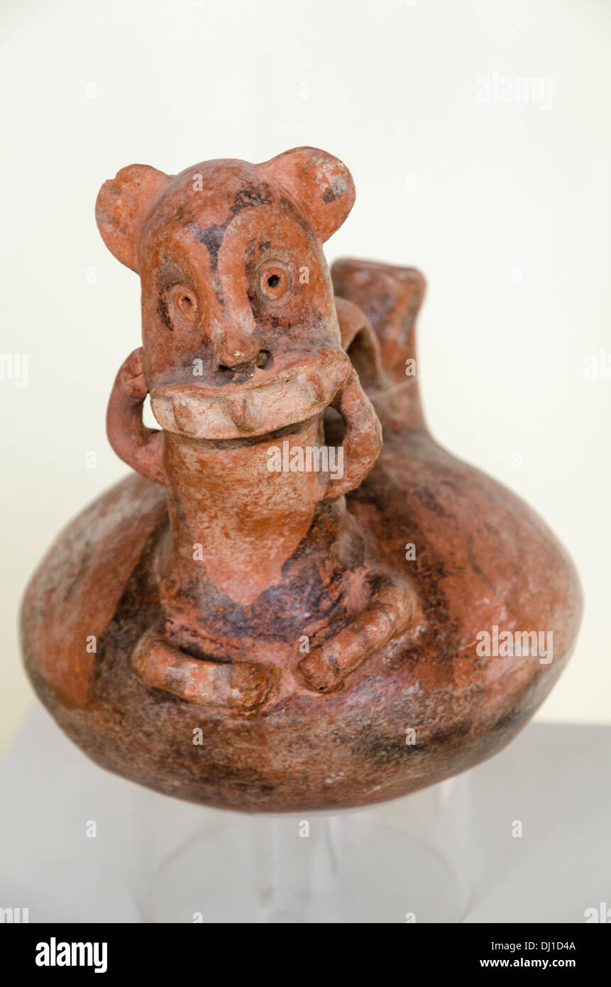 Vicús culture hi-res stock photography and images - Alamy