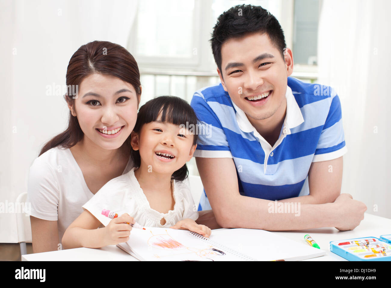 Family writing graffiti hi-res stock photography and images - Alamy