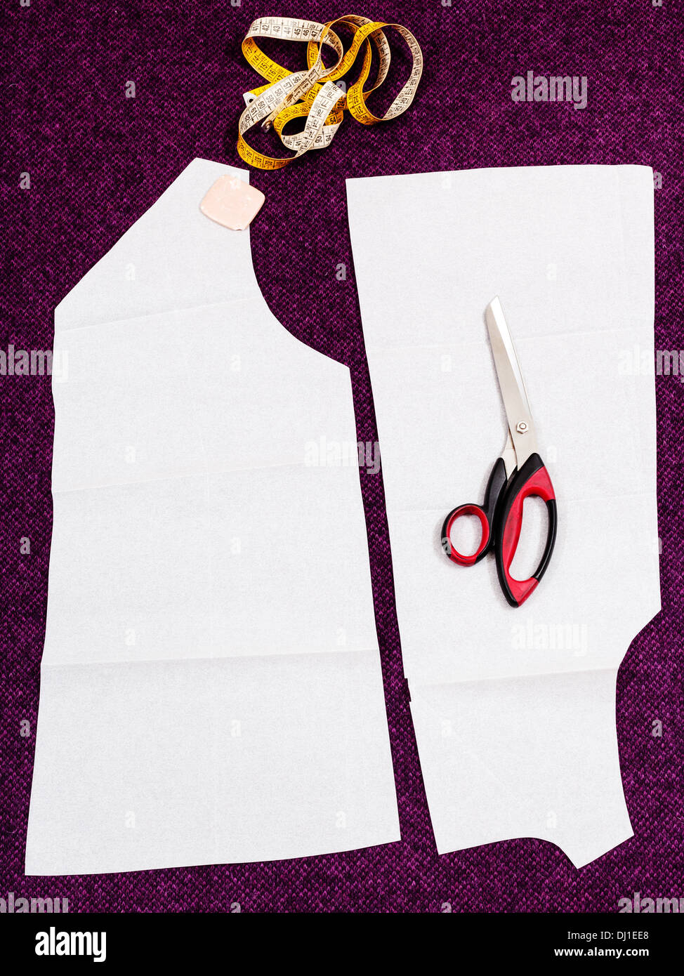 Master cutting table hi-res stock photography and images - Alamy