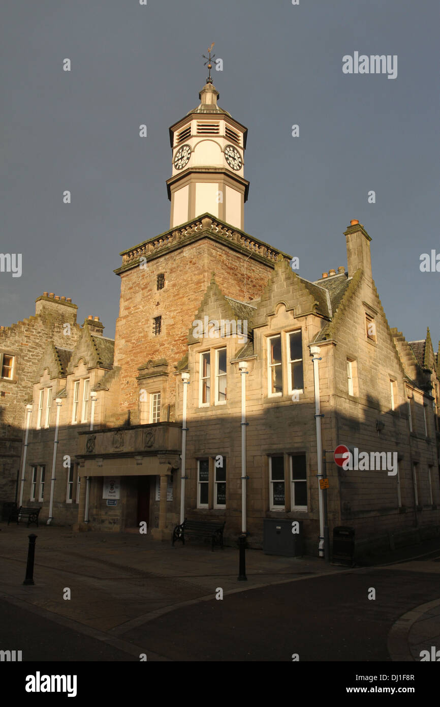 Dingwall town hall hi-res stock photography and images - Alamy