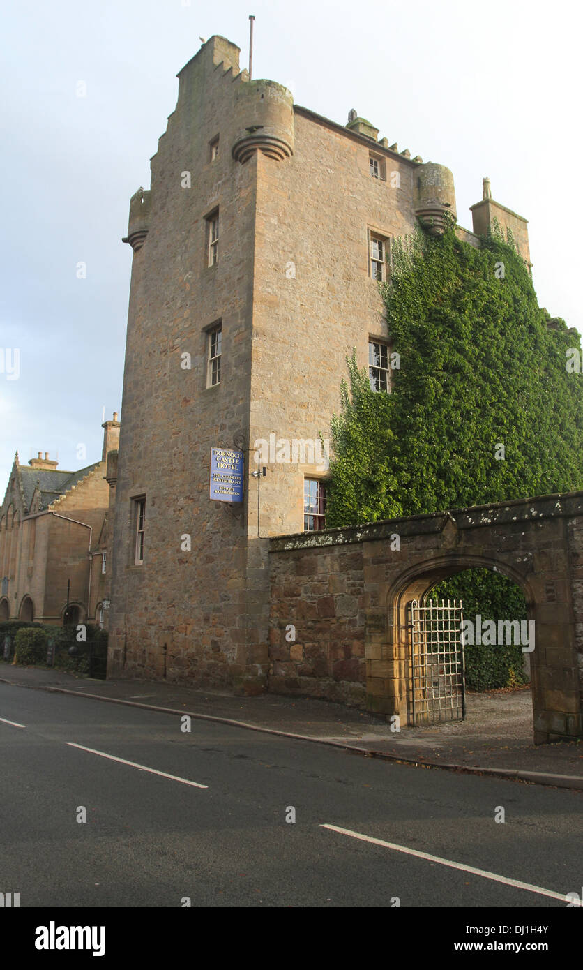 Dornoch castle hi-res stock photography and images - Alamy