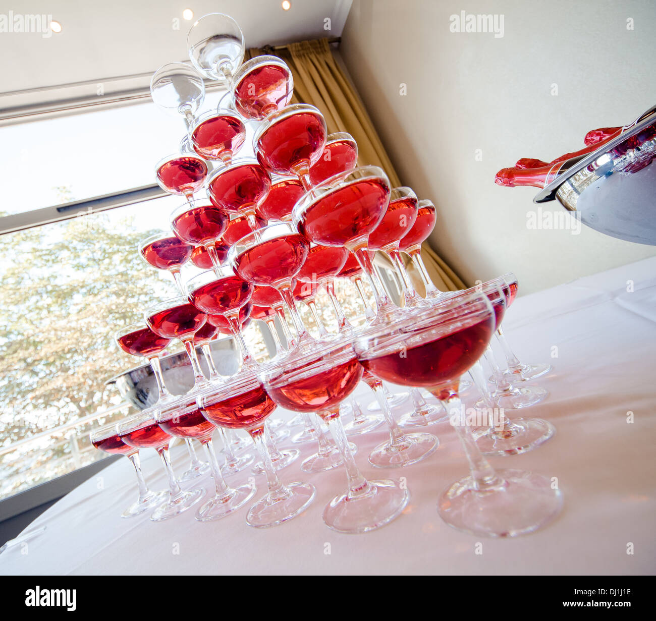 Champagne pyramid hi-res stock photography and images - Alamy