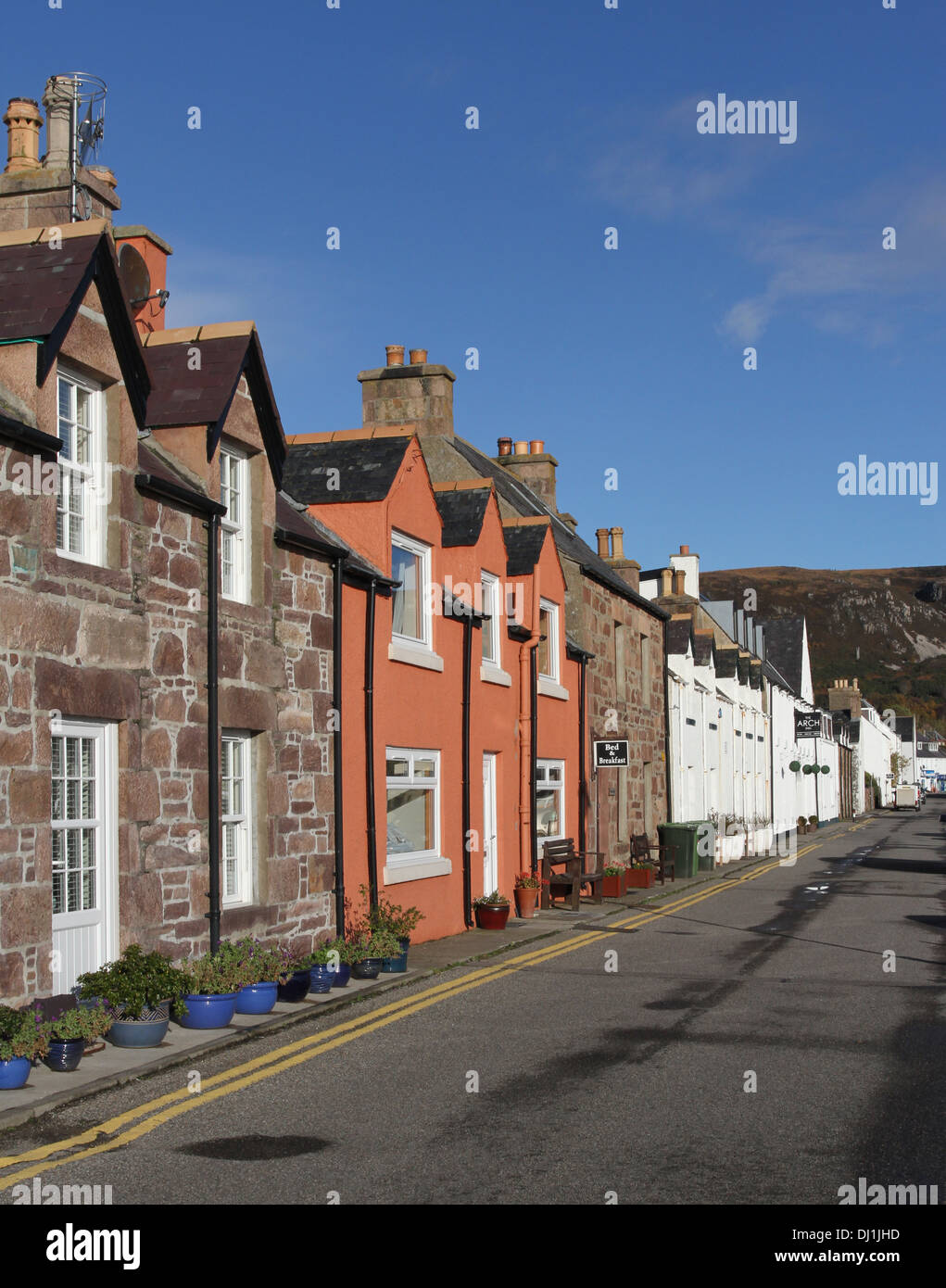 Ullapool street scene hi-res stock photography and images - Alamy