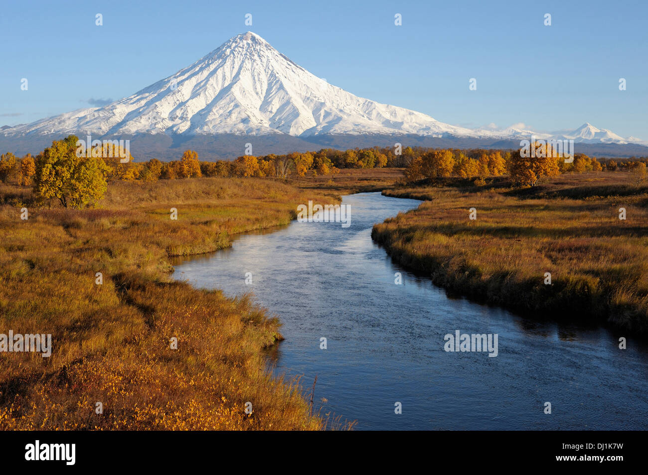 Kronotsky volcano hi-res stock photography and images - Alamy