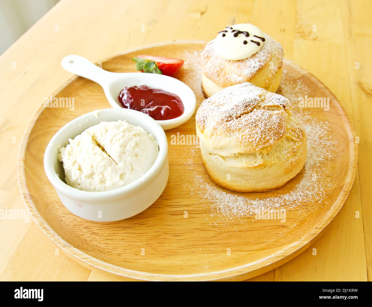 Scone cream jam hi-res stock photography and images - Alamy